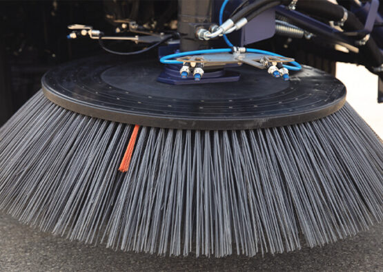 Dulevo D6 - Street Sweeper | Pannell Industries, Inc.